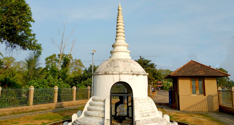 Karumadi Kuttan Statue Alleppey (Timings, History, Entry Fee, Images ...