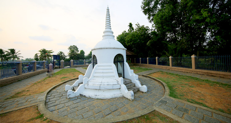 Karumadi Kuttan Statue Alleppey (Timings, History, Entry Fee, Images ...